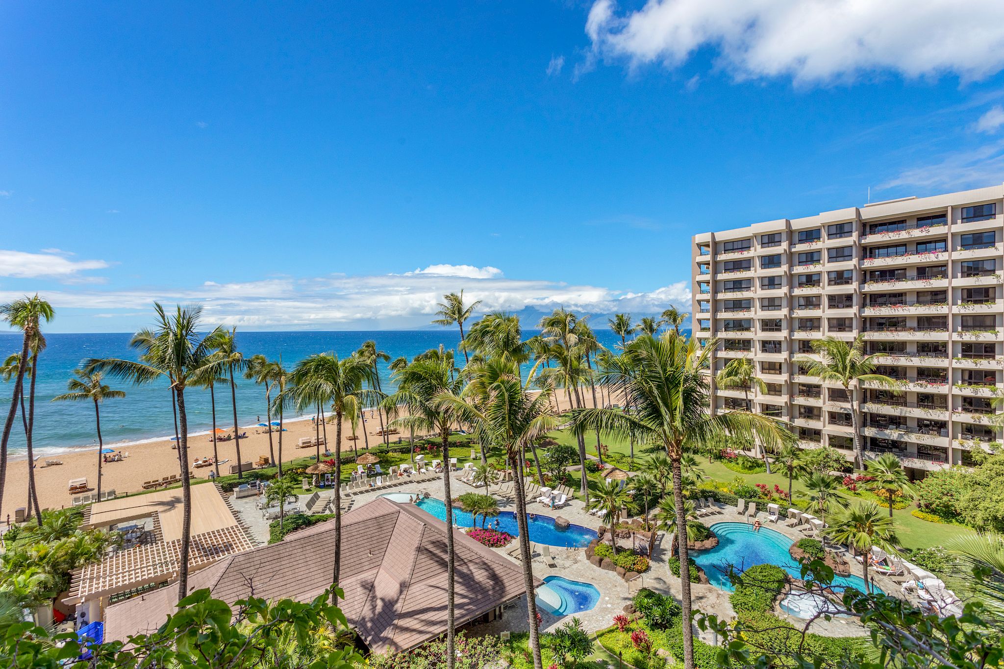 Kaanapali Alii's Oceanfront Pools and Beach Services